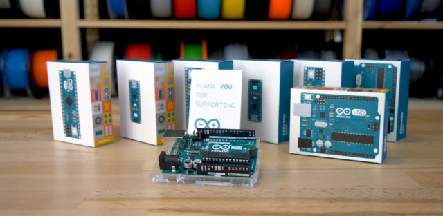 3D print a media control volume knob for your computer and learn ...