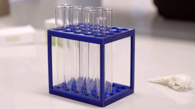 Let's print some atoms! Learning chemistry in schools doesn't have to ...